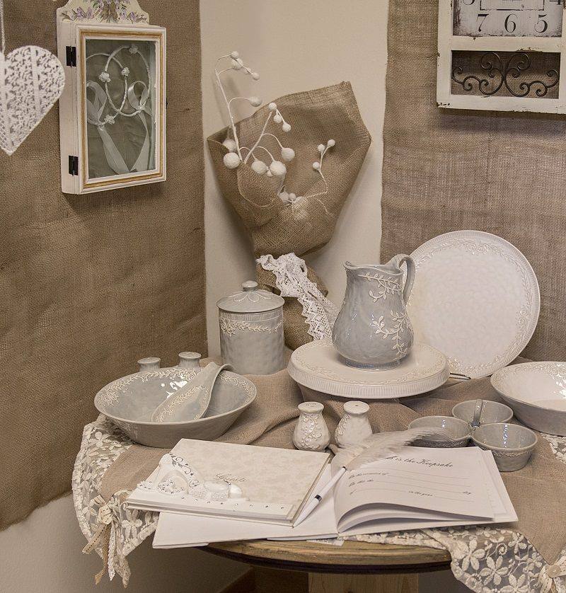 Decorarea unei mese festive in trei pasi - Raluca Brezniceanu